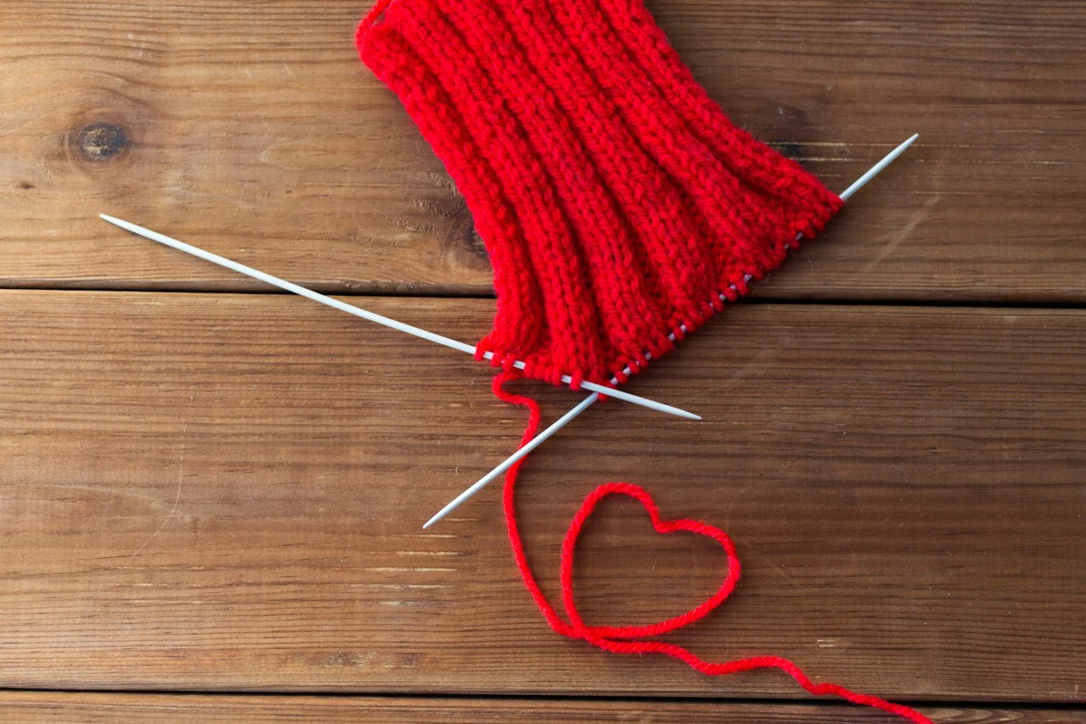 Knitting Needles 101: A Beginner's Guide to the Different Types
